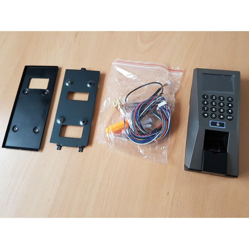 Přístupový systém BX - RFID / BIO + SW